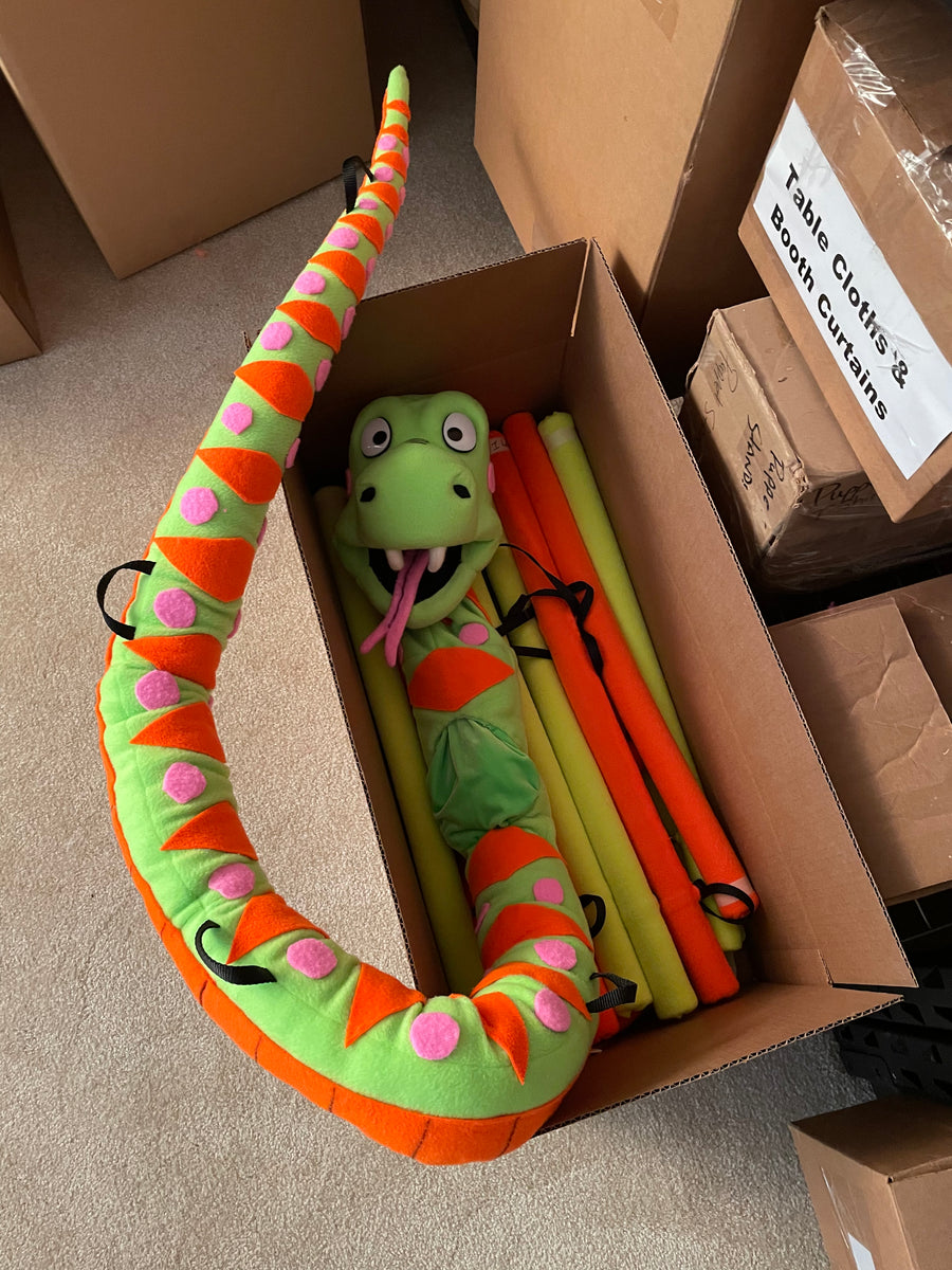 SALE! SALE! SALE! – Out of the Box Puppets